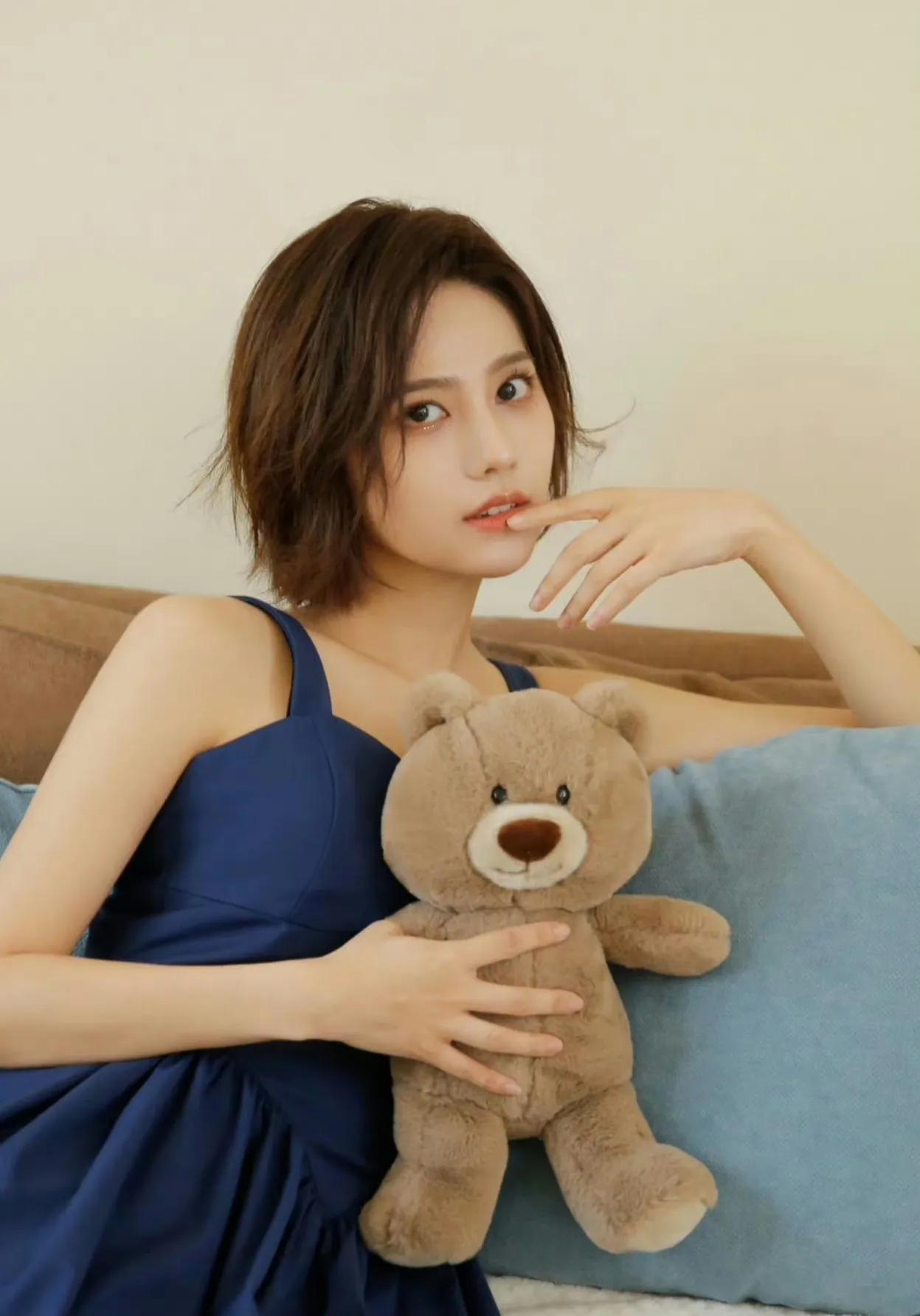 Actor Jiang Peiyao - iMedia