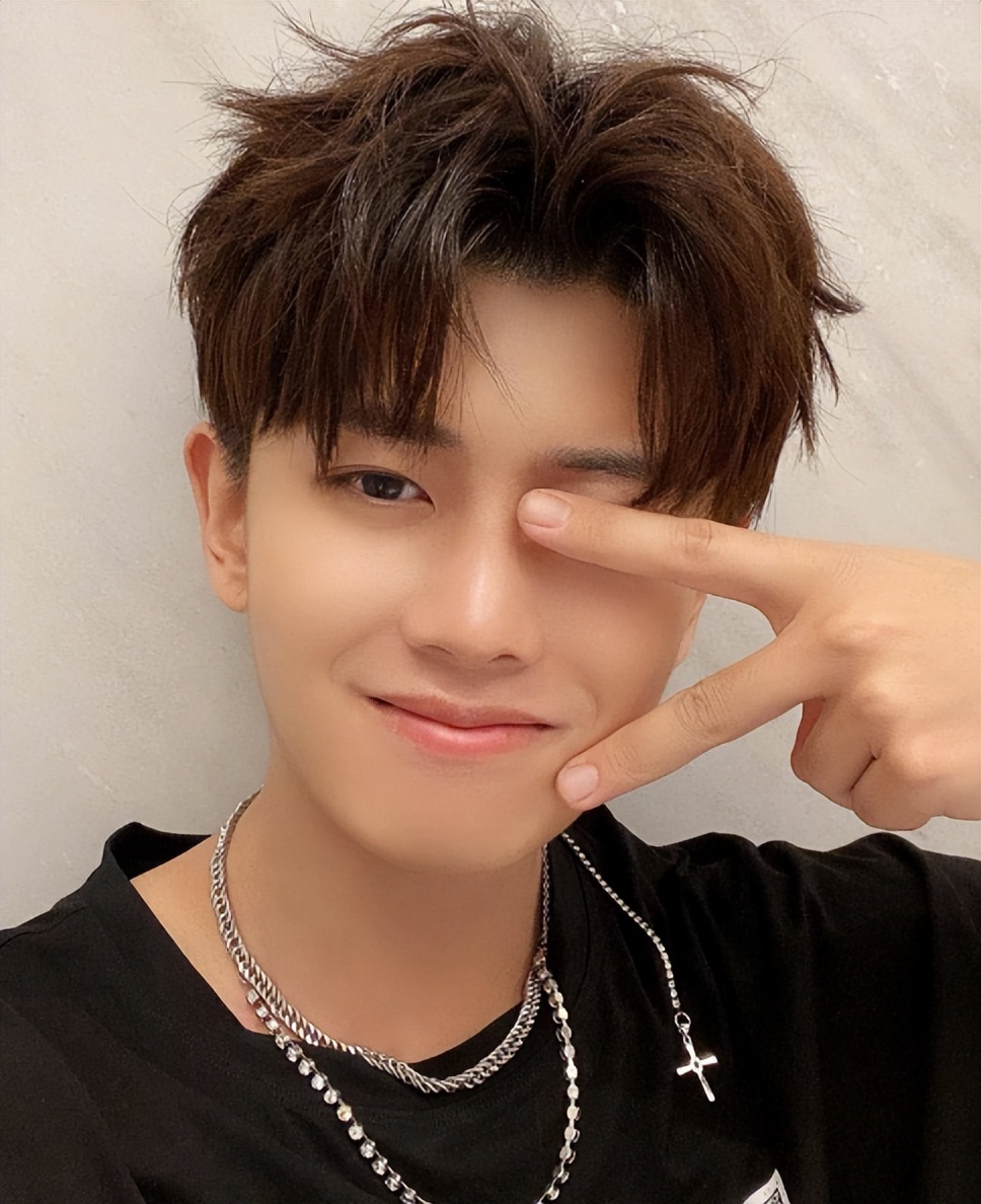 The 8 "dumb" actors in the entertainment industry all rely on dubbing to match their mouths ...