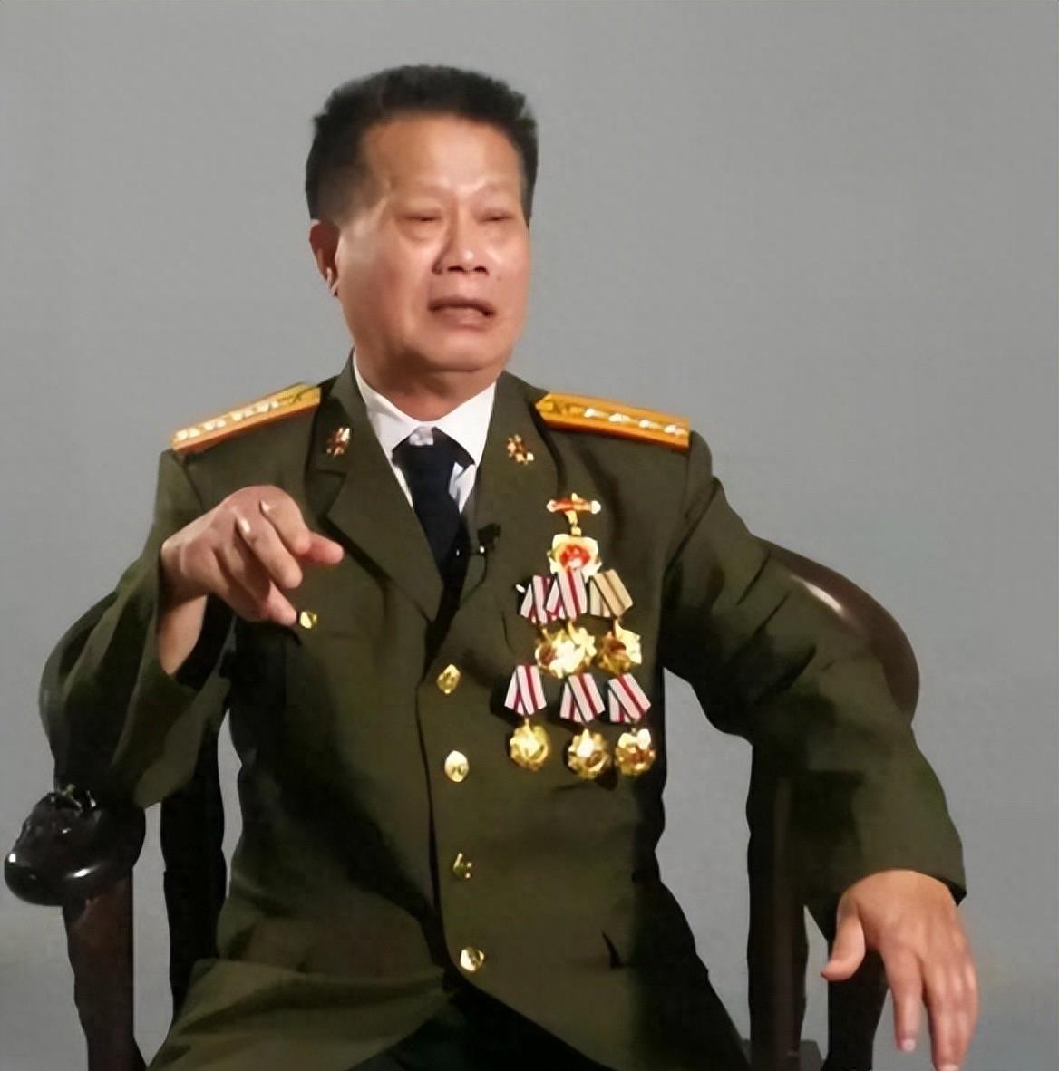 5,000 Vietnamese troops counterattacked on Faka Mountain. The 2nd ...