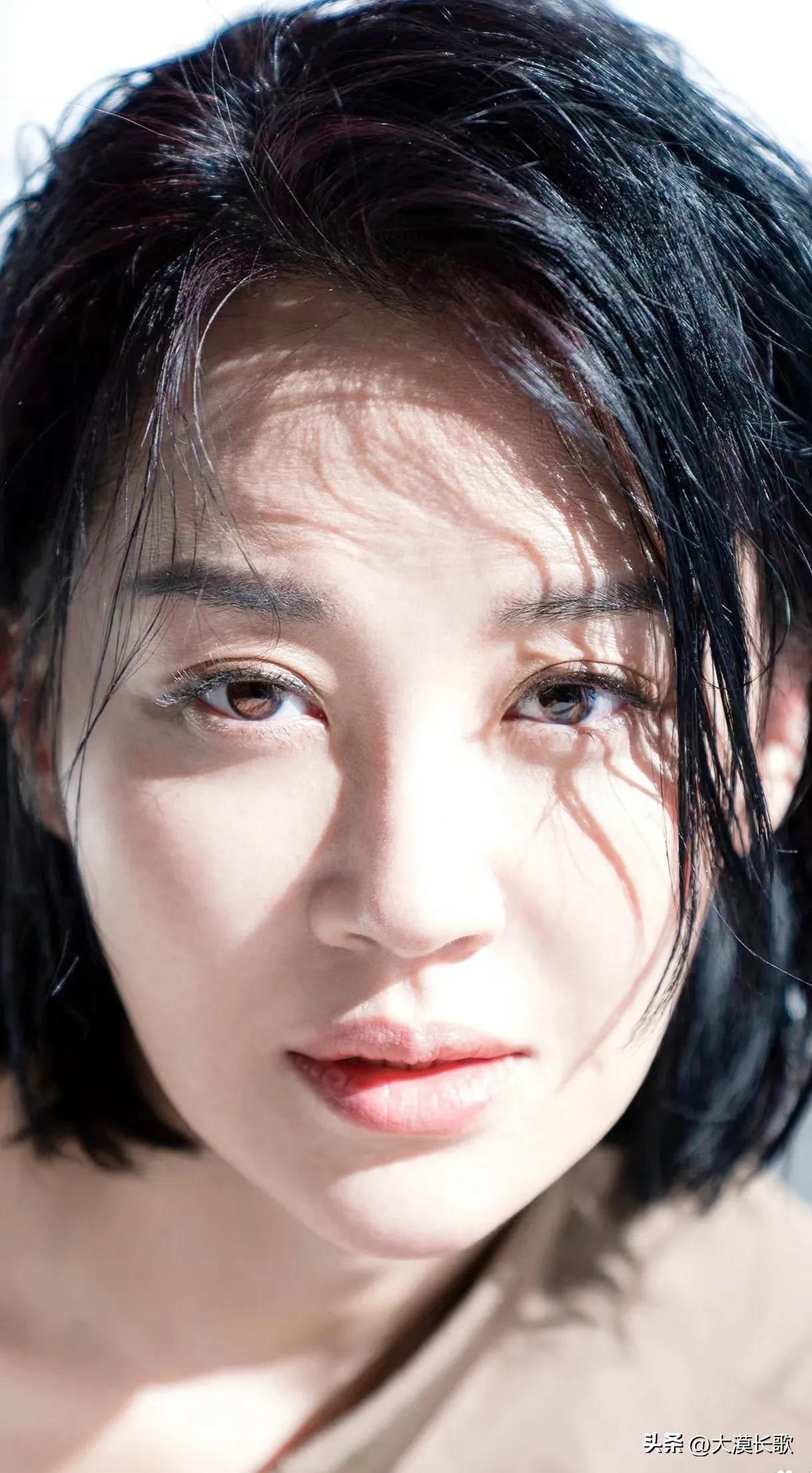 Liu Shaoqing·Looking and laughing always ecstasy - iNEWS