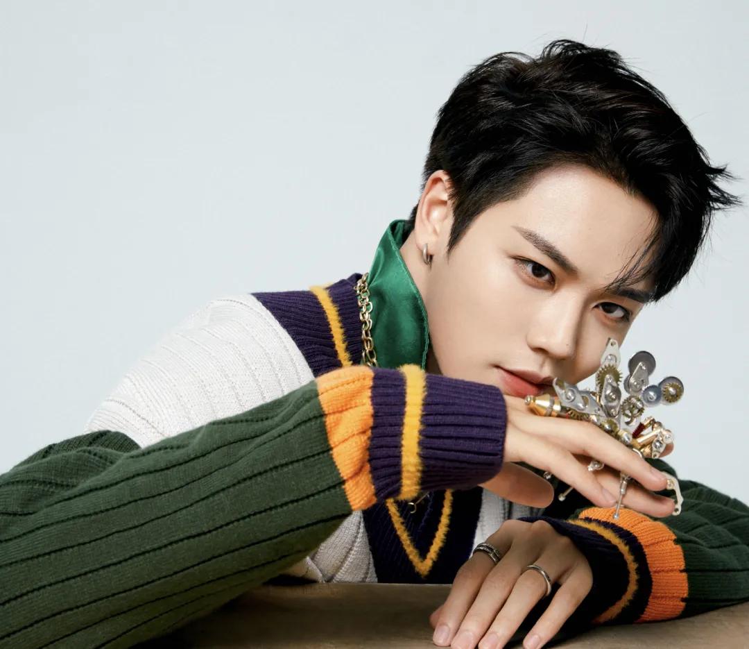 Little Gossip, Yi Yang Qianxi, Lin Gengxin, Lin Yanjun, Zhang Binbin, Huang Lei - iNEWS