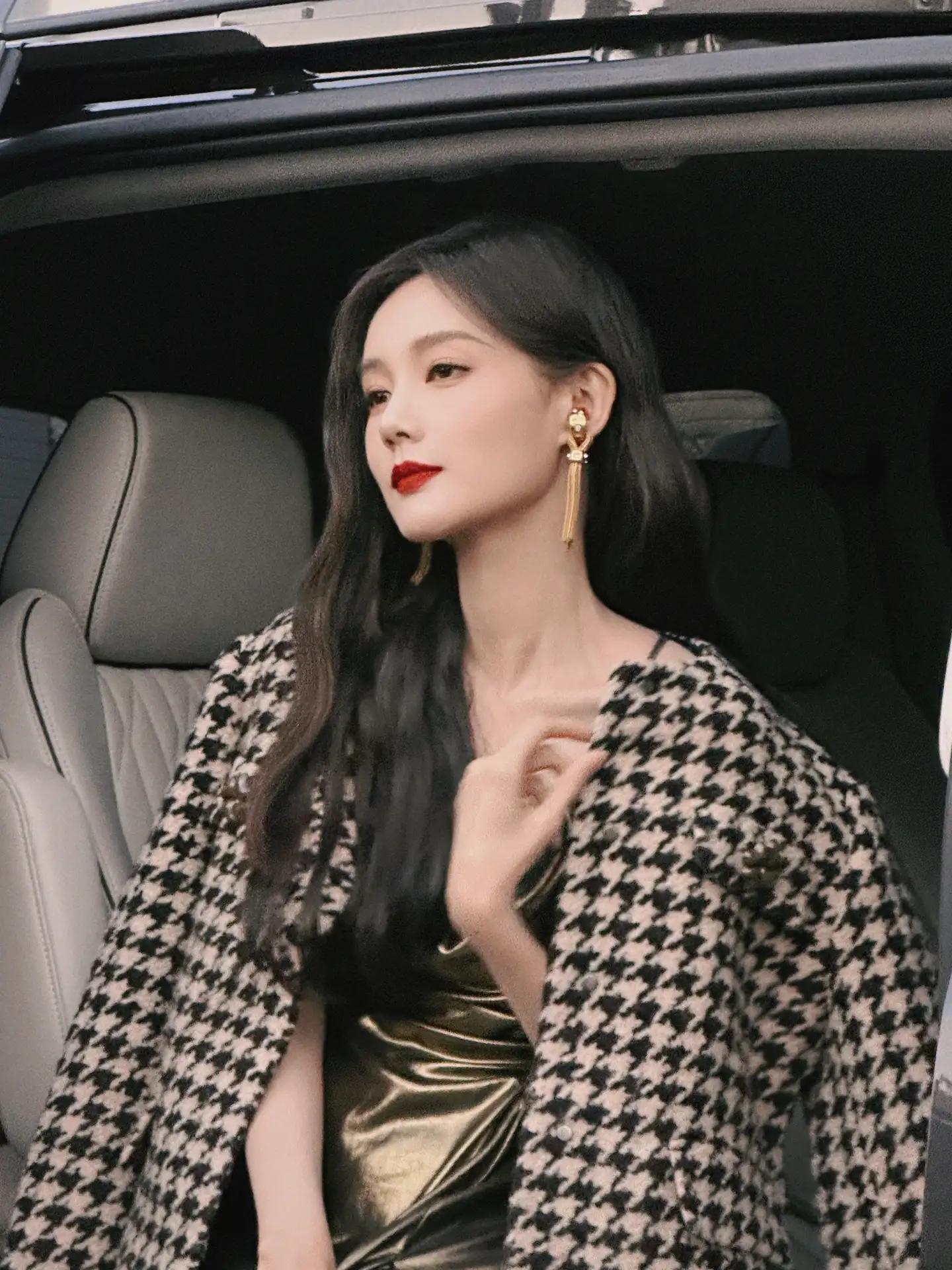 Li Yitong-Sexy movie - iMedia