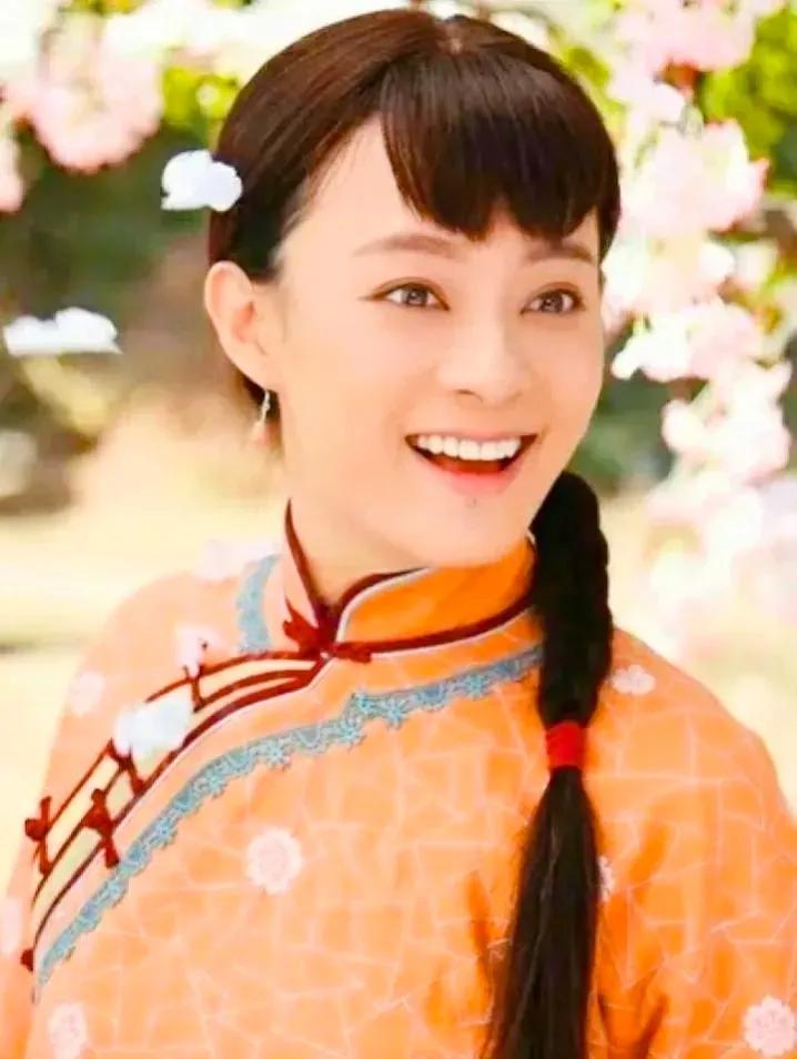 Stunning appearance of the actress in the play - Tangerine - iMedia