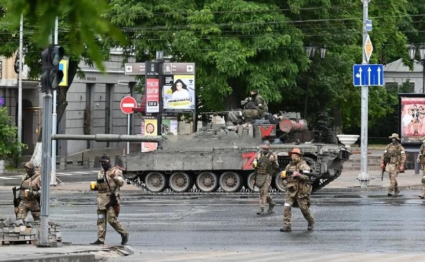 20,000 Wagner wrapped his hands in white cloth, T80 broke into the ...