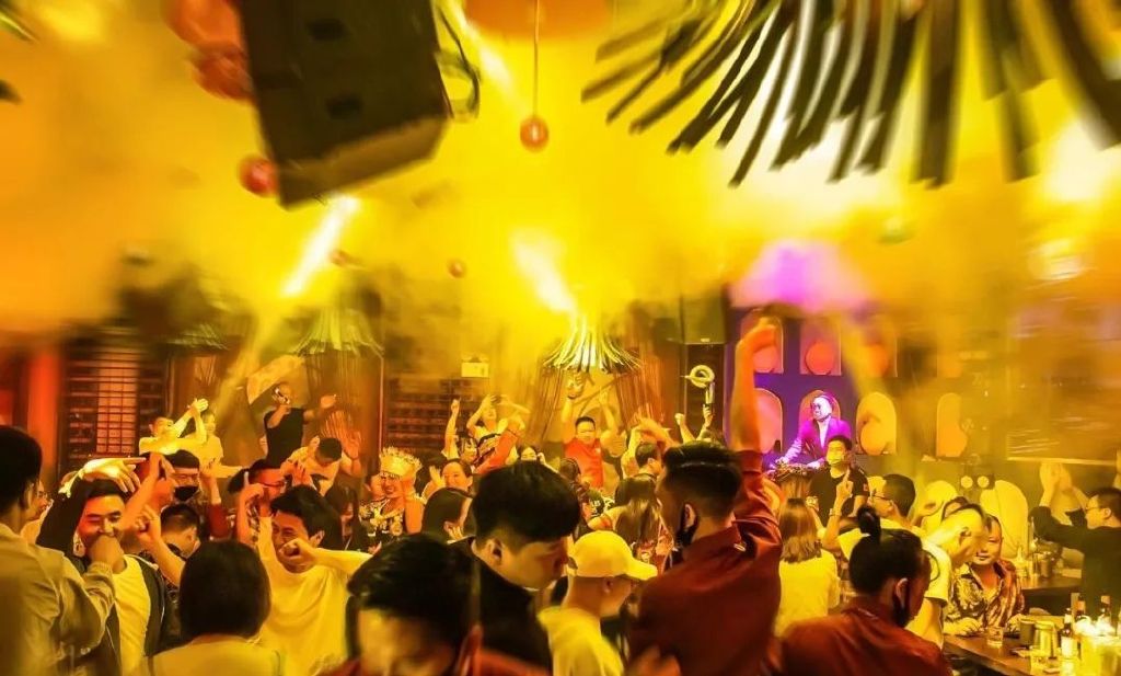 These bars in Lijiang hide the soul of Lijiang - iNEWS