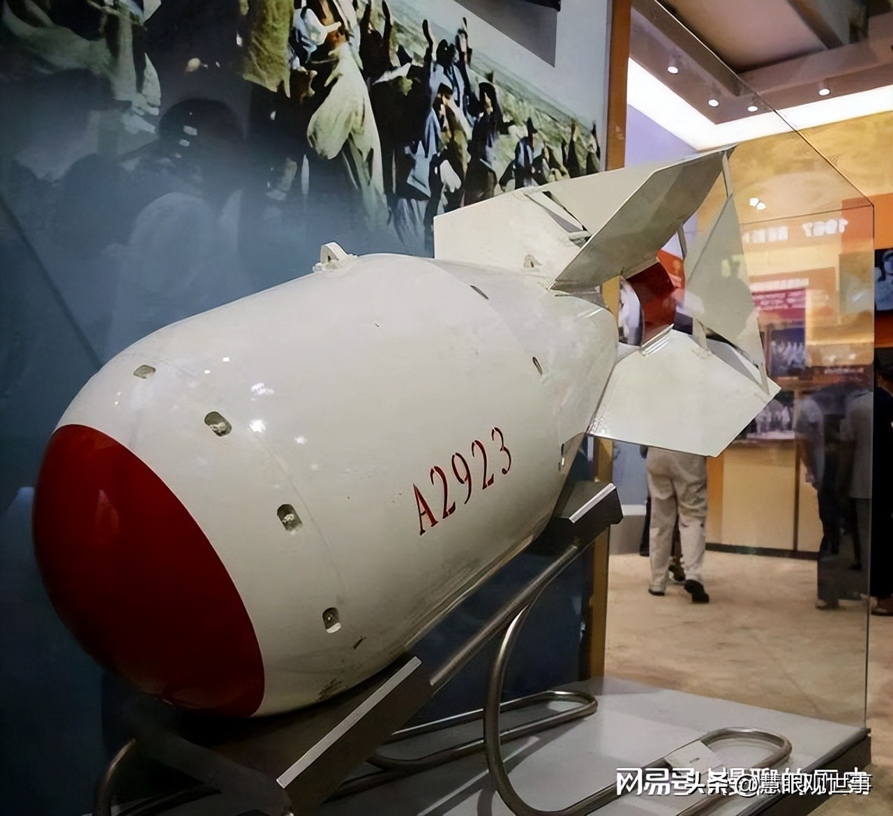 Although I am not the hero of the two bombs, I have worked with them ...