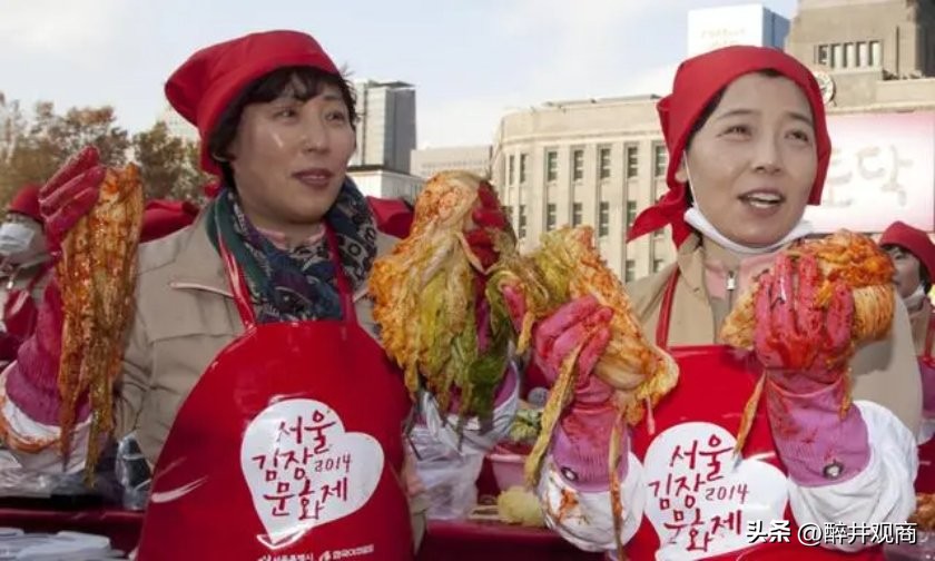 Behind the Kimchi Crisis: Financial Capital Goes to America, Industrial ...