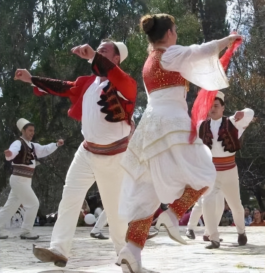 A traditional Albanian dance with a deep history, emotions and values ...