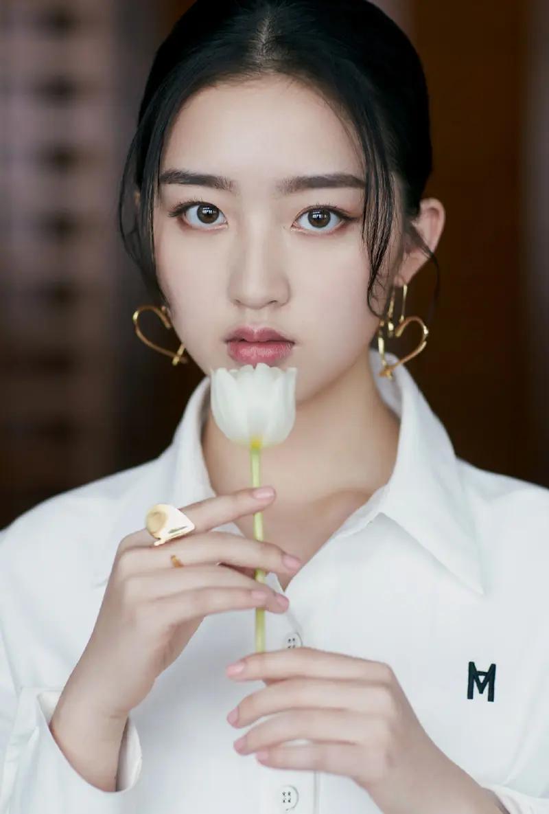 Mingyang Entertainment - Beauty Star - Deng Enxi - iNEWS