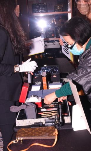 Taiwanese artist Luo Peiying was defrauded of 20 million during her ...