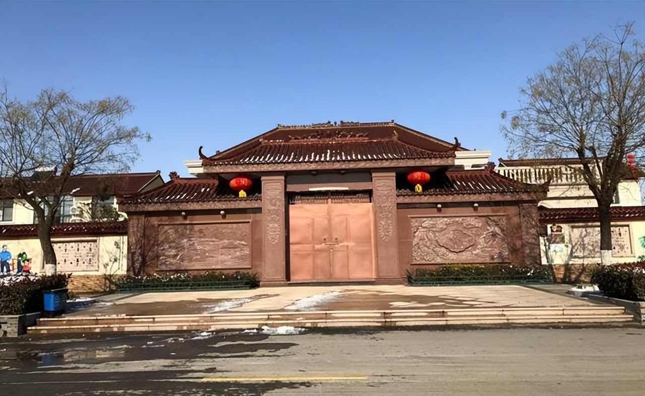 After cashing out 64 billion yuan, the ancestral house was splashed ...