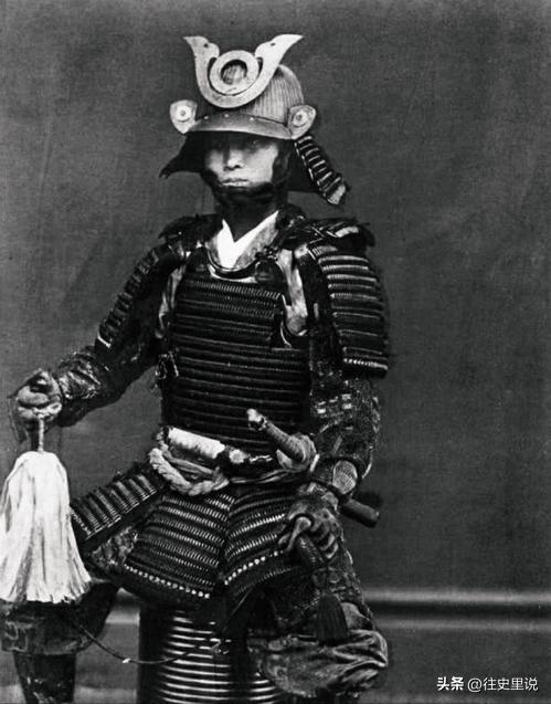 On the Differences Between European Knights and Japanese Samurai - iMedia