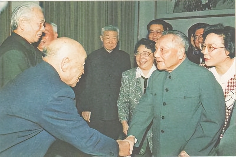 Deng Gong inspected Shanghai in 1994 and was asked "Why did Jiang Zemin ...
