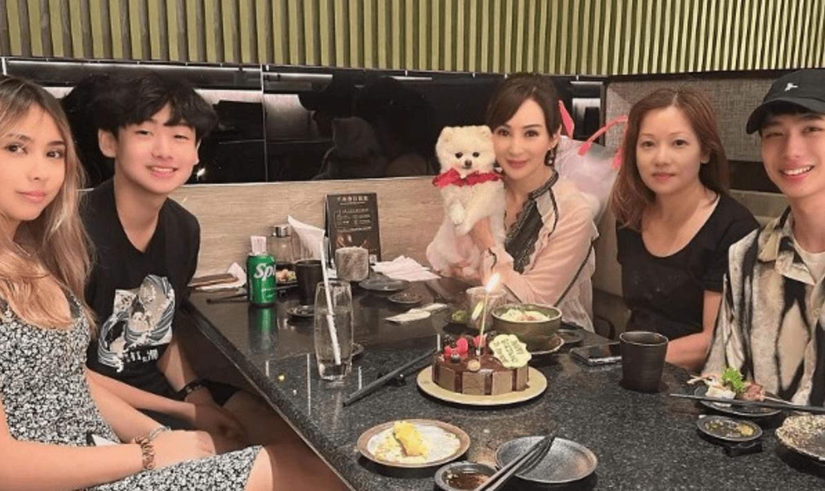 Luo Lin's 59th birthday, his underage son and his girlfriend came to ...
