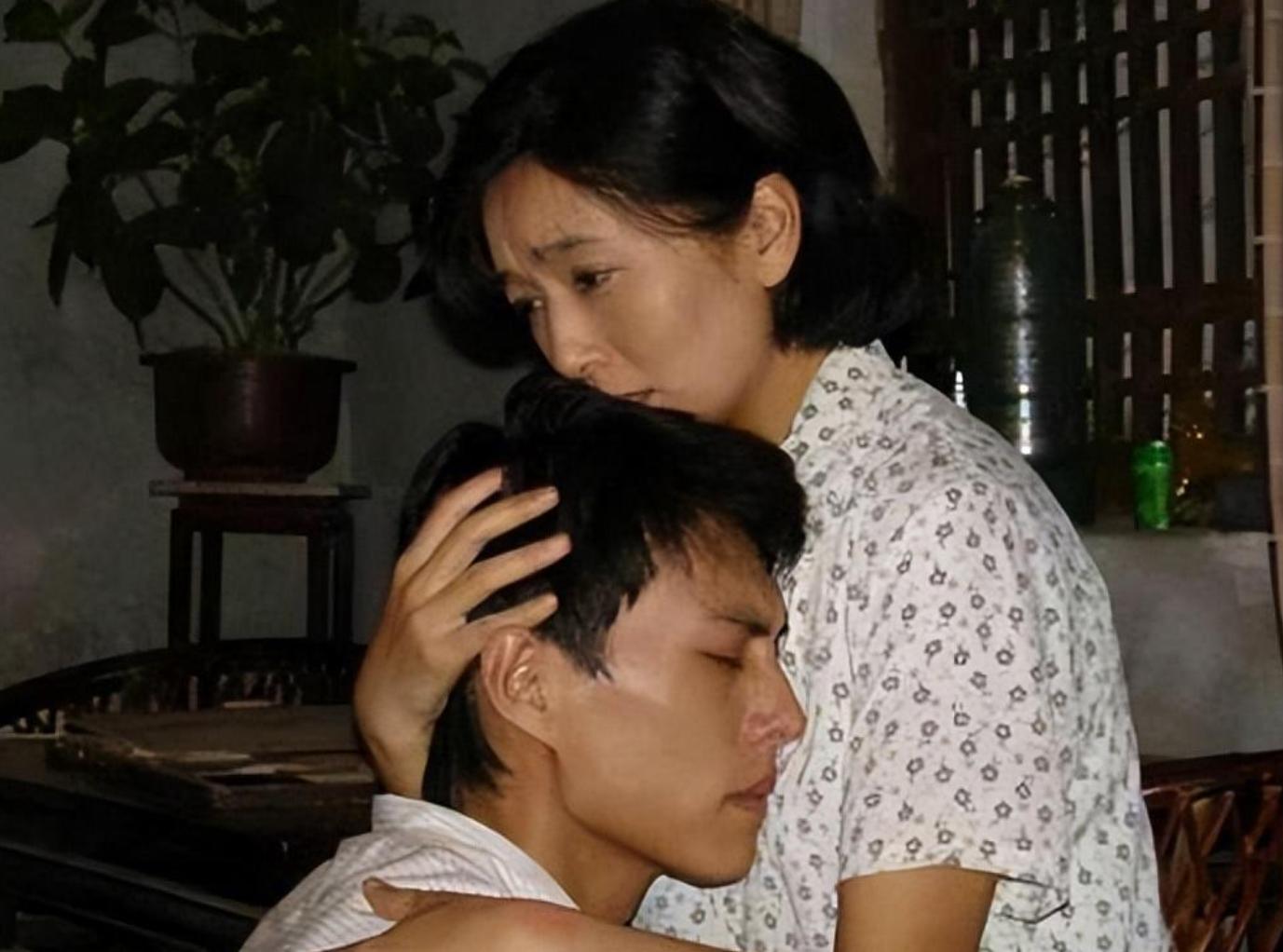 "Uncle Circle Ceiling" Jin Dong: married his second wife Li Jia, and ...
