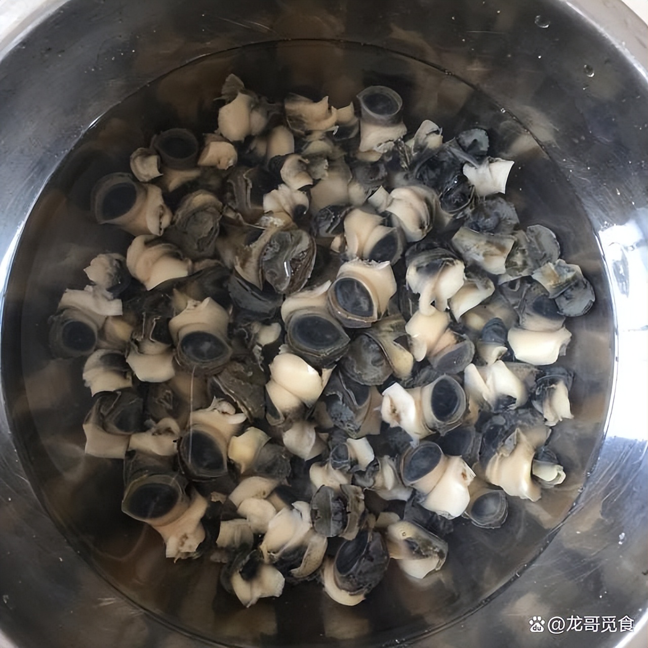 How to wash peeled snail meat the fastest and cleanest way - iNEWS