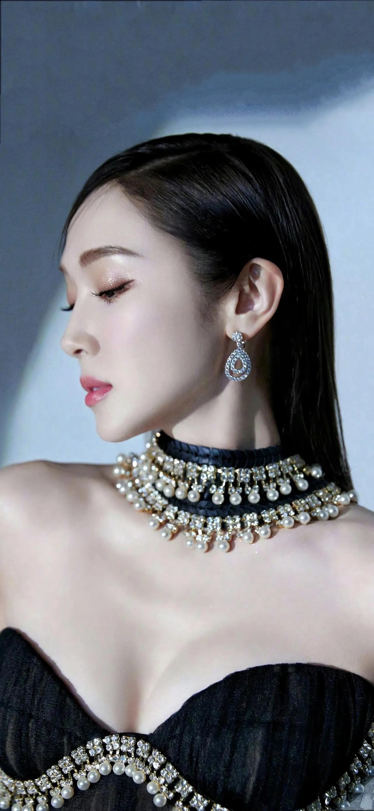 Jung Soo Yeon & Yu Shuxin - iMedia