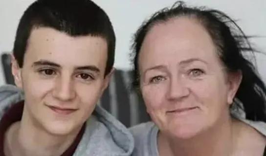 The youngest grandpa in the world, became a father at 14 and became a ...