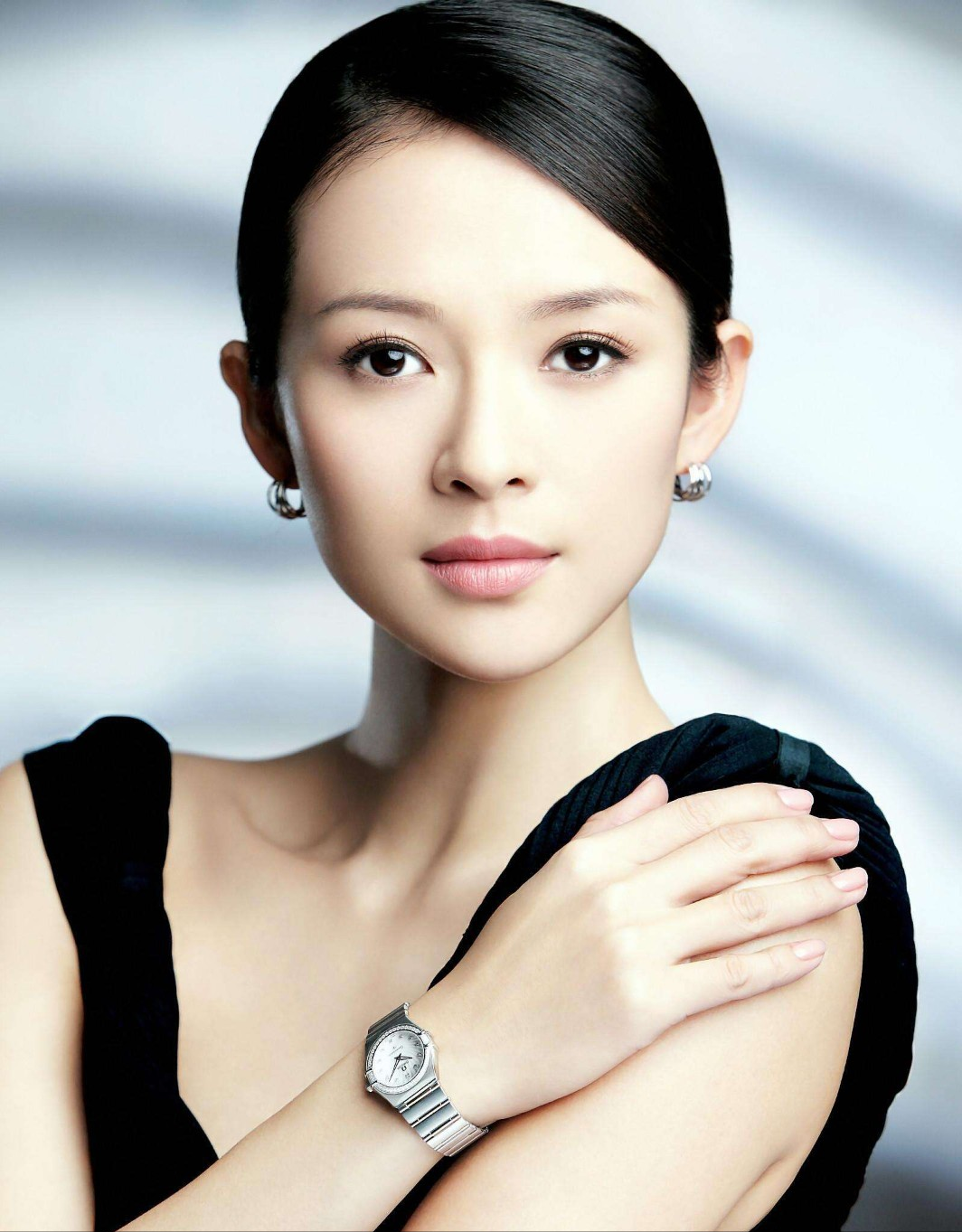 6 actresses with "photogenic faces", without makeup, black and thin ...