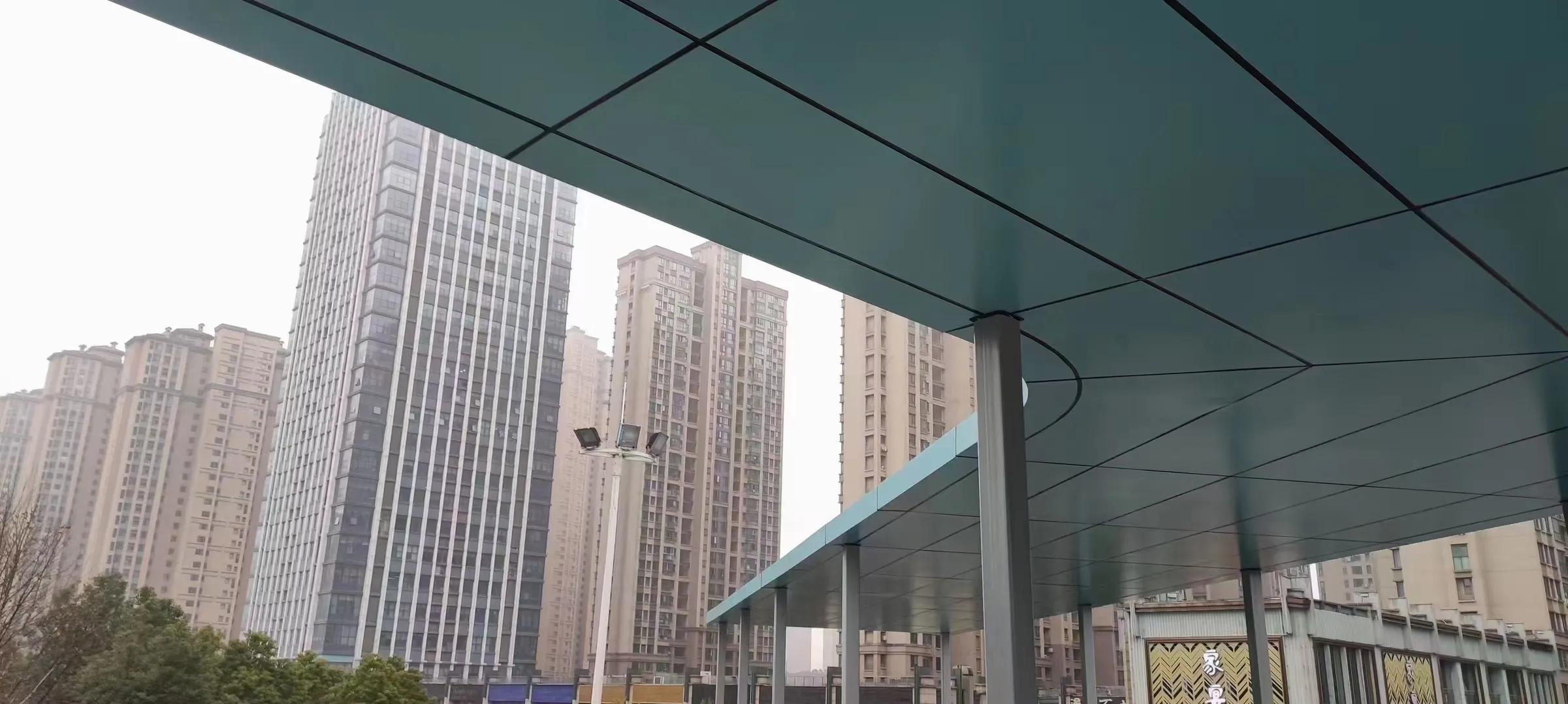 Pedestrian bridge ceiling shape aluminum veneer decoration is a modern ...