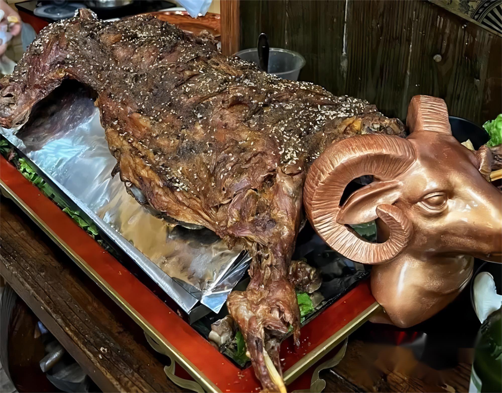 Roasted whole lamb has become an IQ test - iNEWS