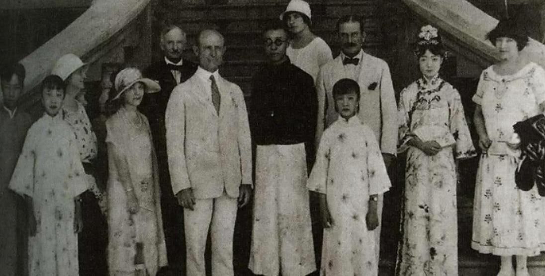 The Life of Puyi, China's Last Emperor - iNEWS
