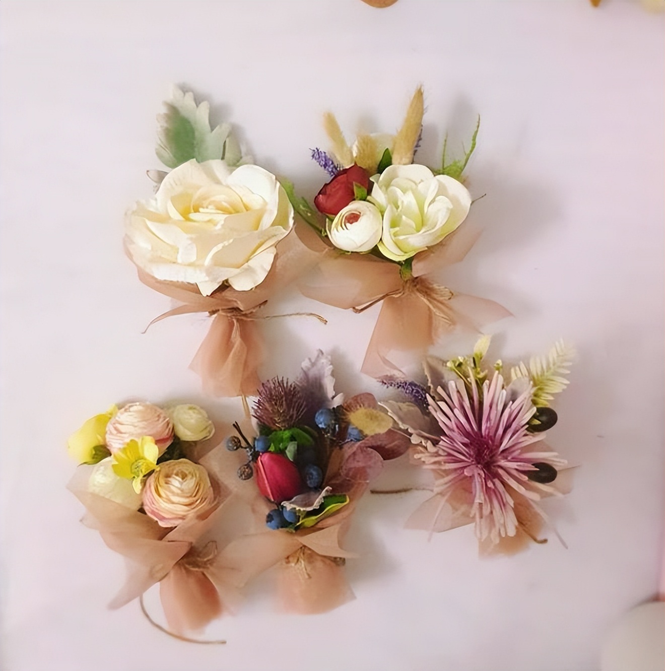 Miniature creative bouquet - iNEWS