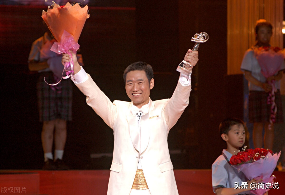 Singer Cong Fei and his wife passed away one after another, and their ...