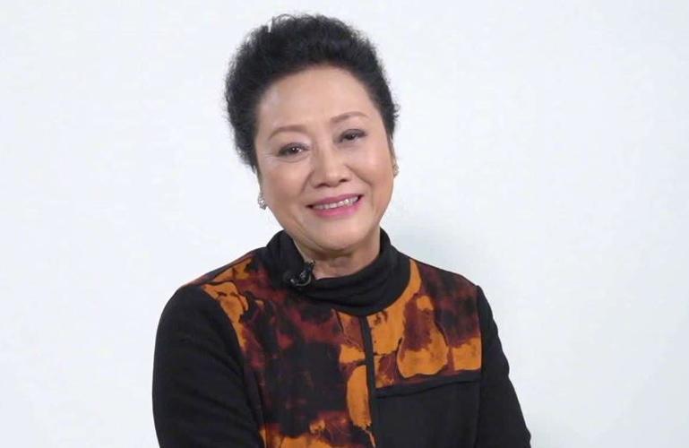 Che Xiao's mother, Wang Liyun: Divorced from her ex-husband, and her ex ...