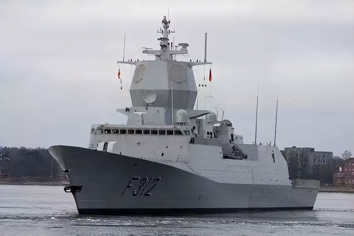 Norwegian "Nansen" class Aegis frigate of World Frigate Cruise 4 - iNEWS