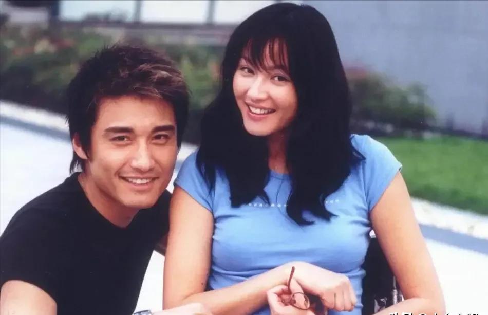 Hu Bing confessed affectionately to Qu Ying: I have loved you for many ...
