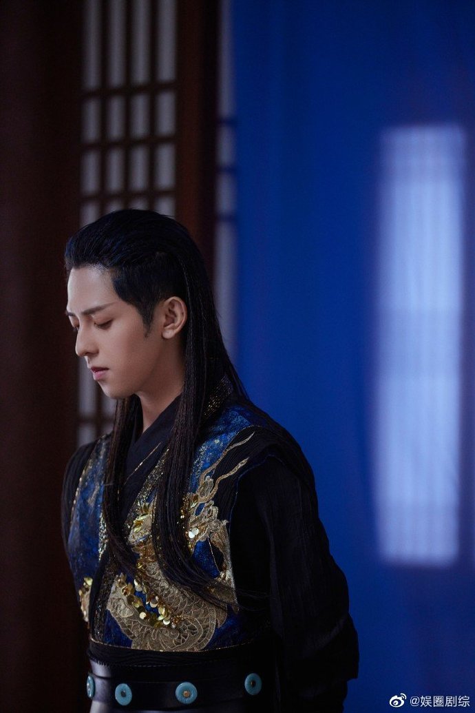 3.8 Male gods: Fu Longfei, Wang Yibo, Deng Lun, Dong Sicheng, Wang Junkai, Chen Zheyuan, Xu ...