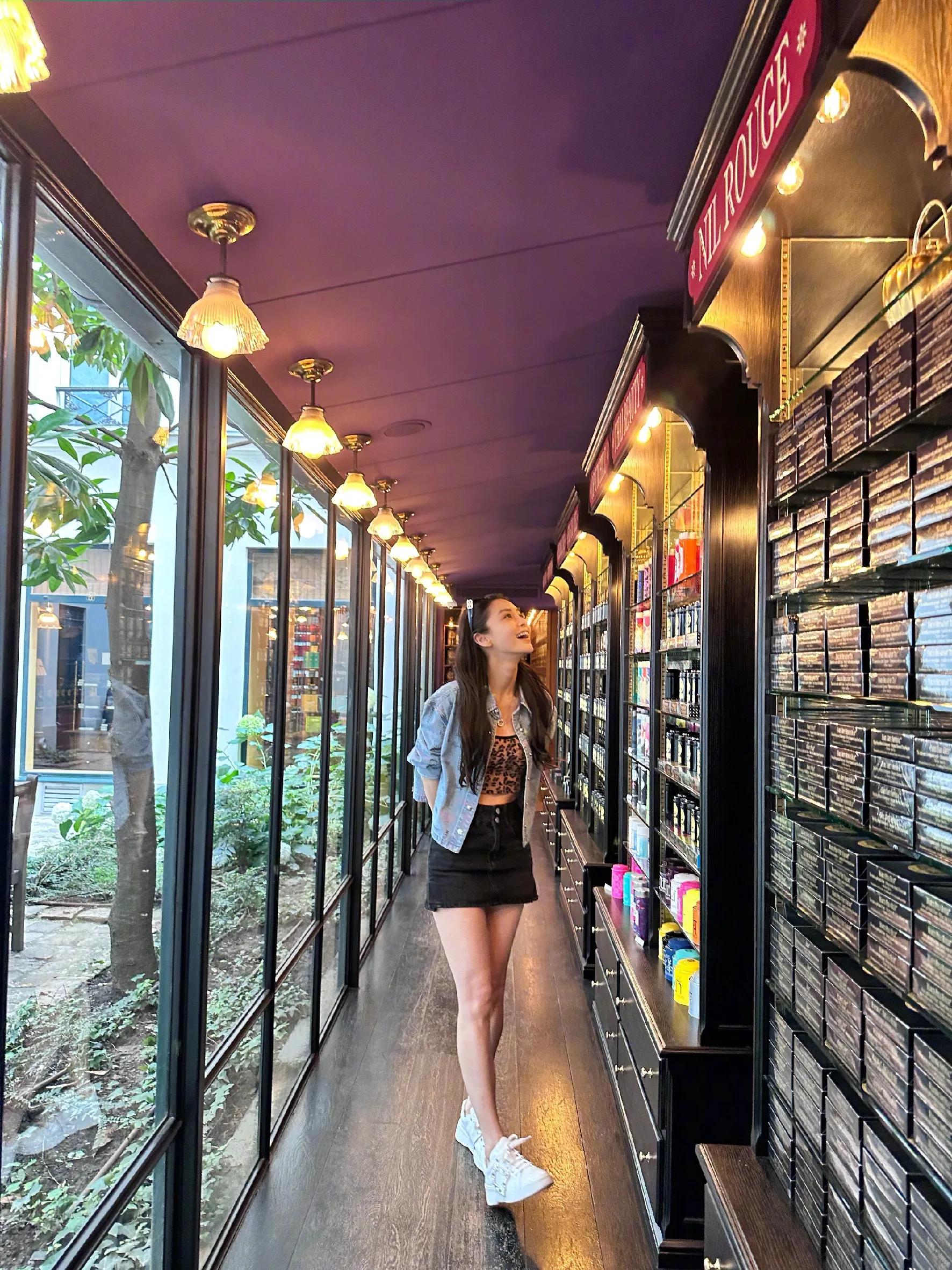 Angelababy's leopard-print waistless vest reveals the secret of 34-year ...