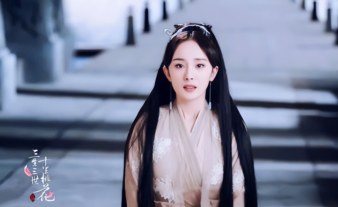 Also playing a lawyer, comparing Yang Mi with Zhu Zhu in "The Ordinary ...