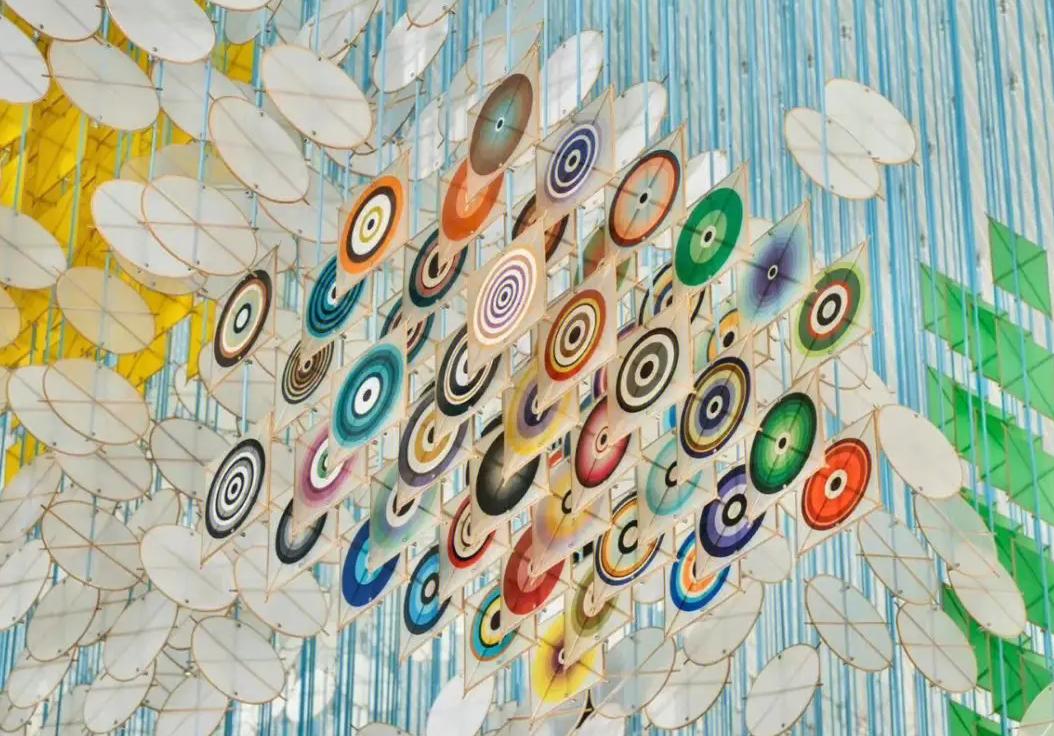 A Brief Analysis of Naturalism in Tomas Saraceno's Installation Art - iNEWS