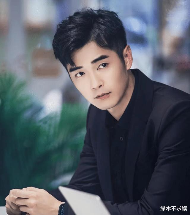 31-year-old Tan Jianji and 35-year-old Jin Shijia's new drama style ...