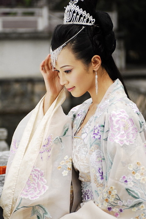 Lin Siniang, the "General Yuhuan" in "Dream of Red Mansions", is a ...