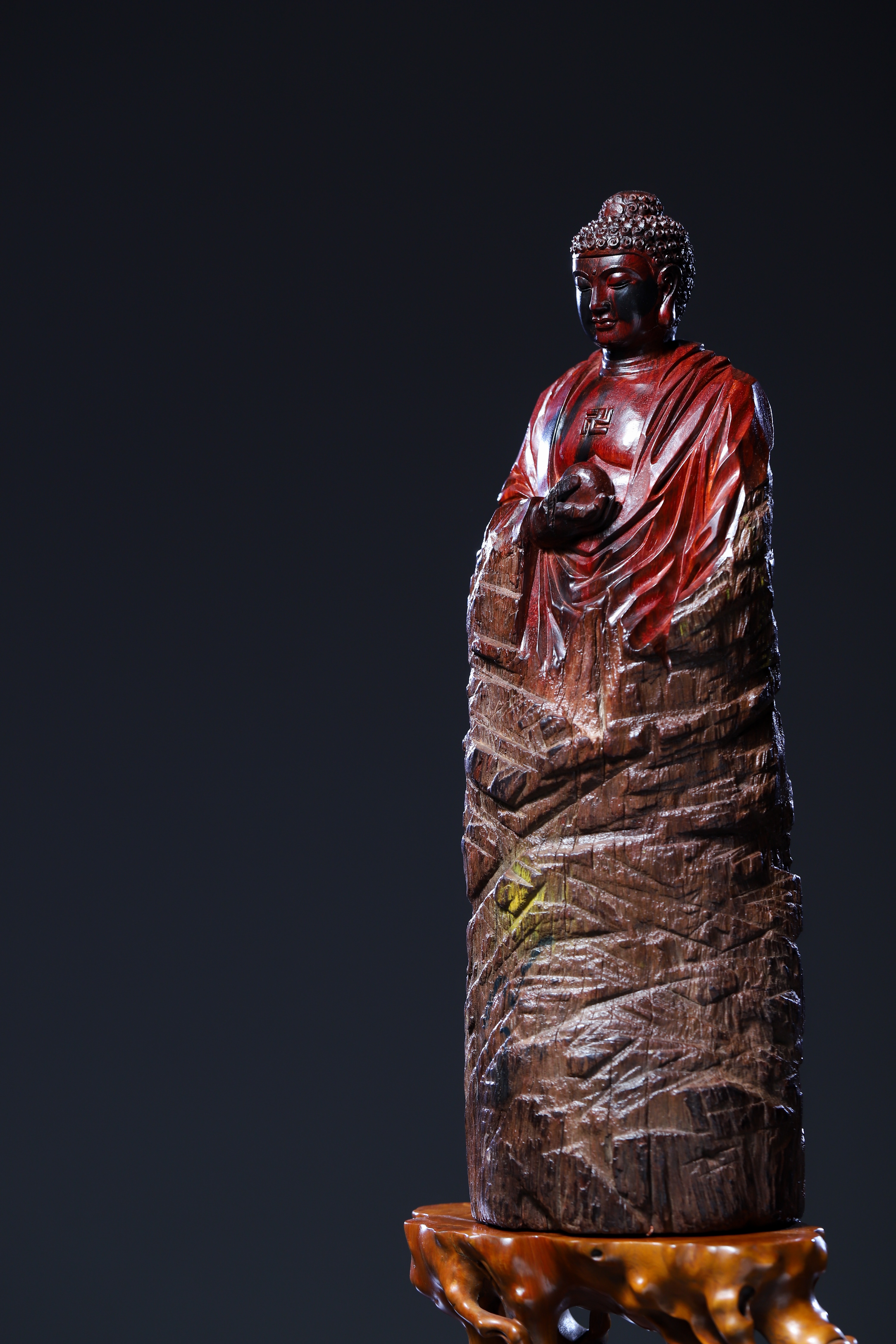 Small Leaf Red Sandalwood - iNEWS