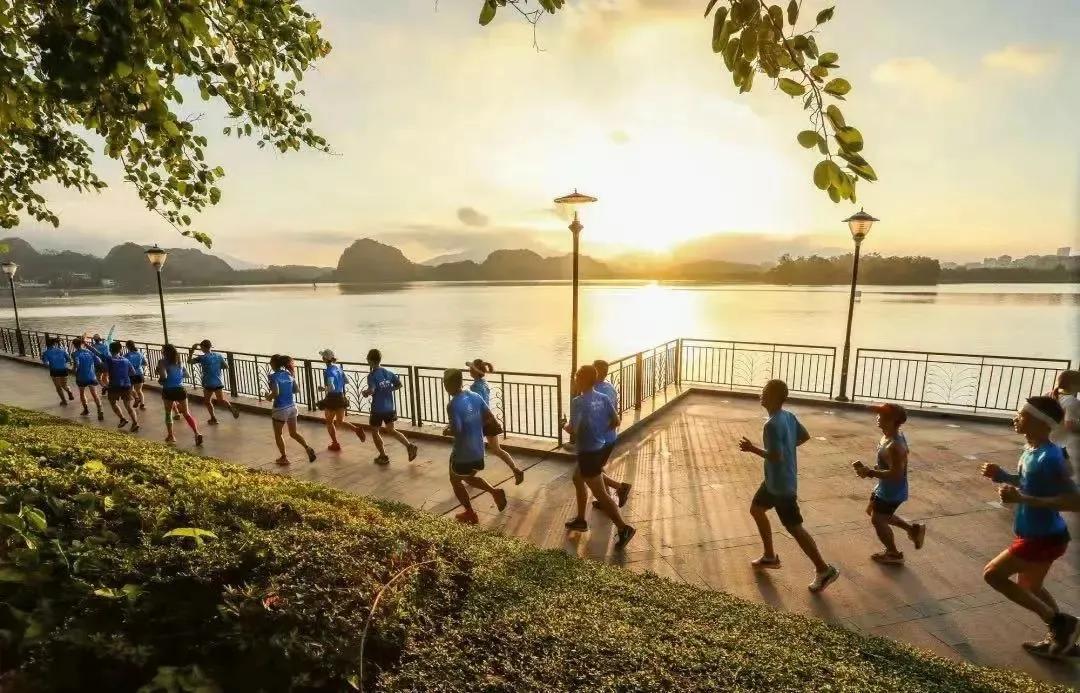 Ugly running posture inside and outside?15 days to correct the wrong ...