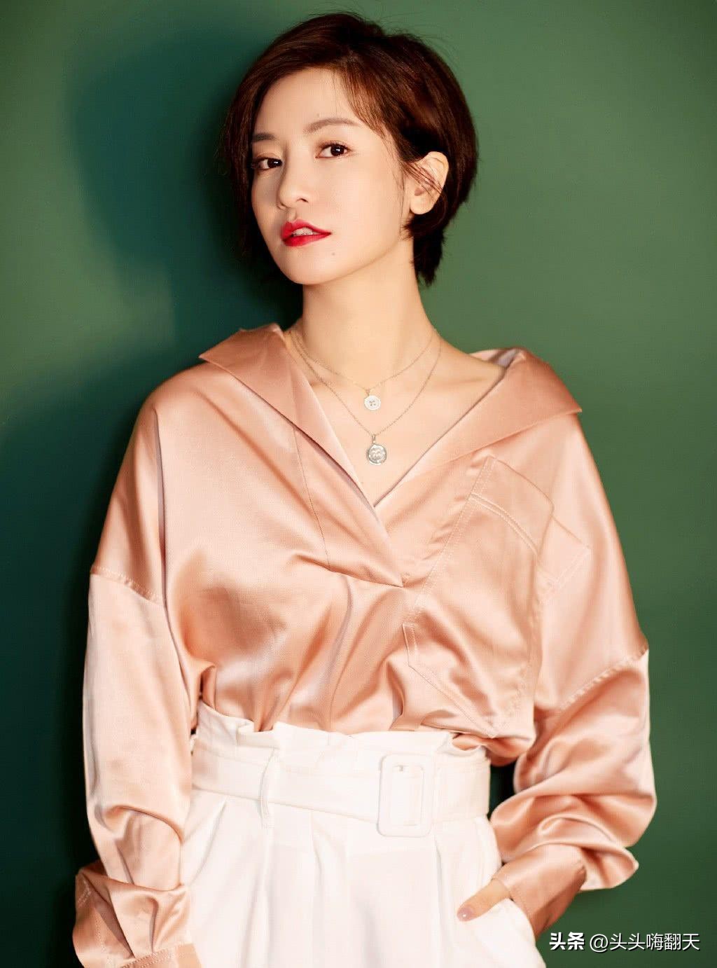 Li Sheng's sexy photo - iNEWS