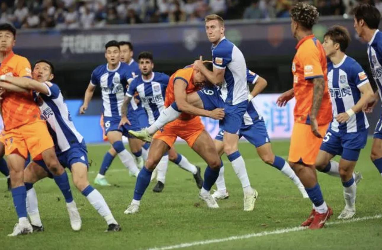 Juddson punches Berridge for fear of being punished, fans: well played ...