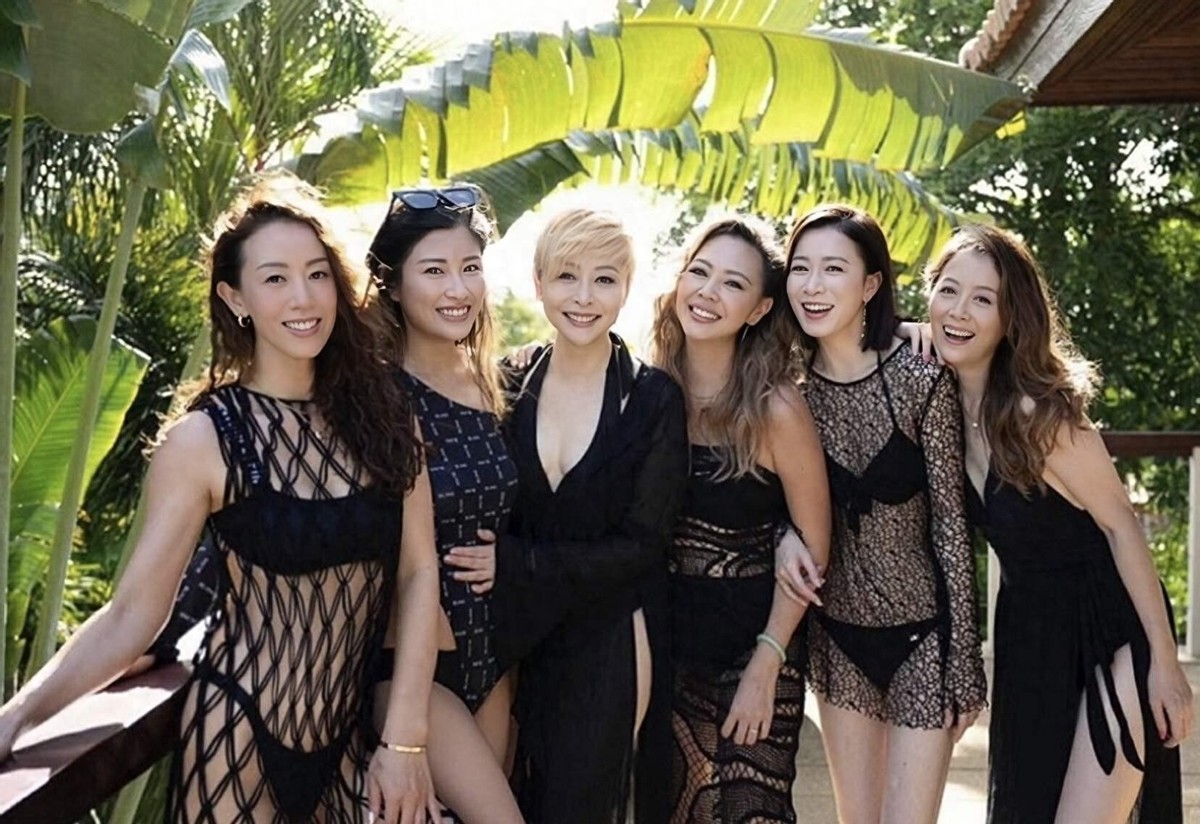 TVB actress Annie Tong shares swimsuit photos, showing her plump figure ...