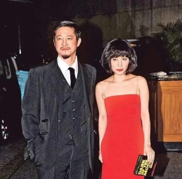 He Chaoyi, who does not compete for hundreds of billions of property ...