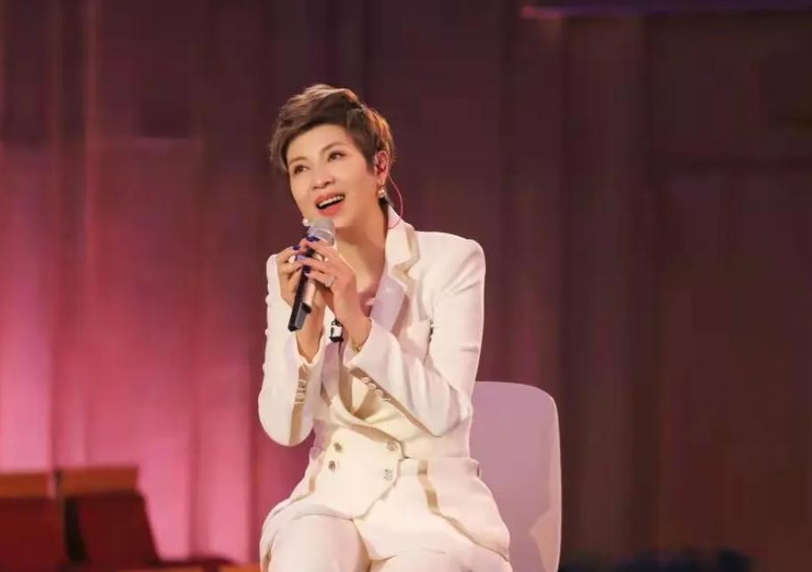 Famous singer Hang Tianqi: For her second marriage, her husband, who is ...