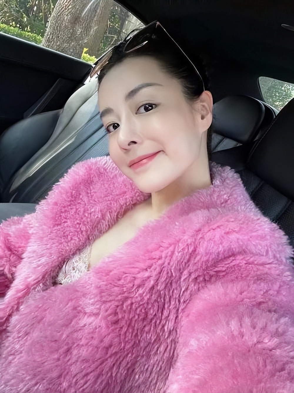 Love fairy tales in the cultural and art circles - Wang Kaili appeared in Li Quan's JzAllStars ...