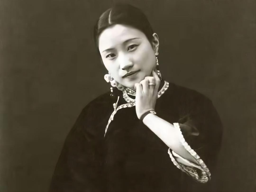 Lin Huiyin & Lu Xiaoman: Whose love is the best love - iNEWS