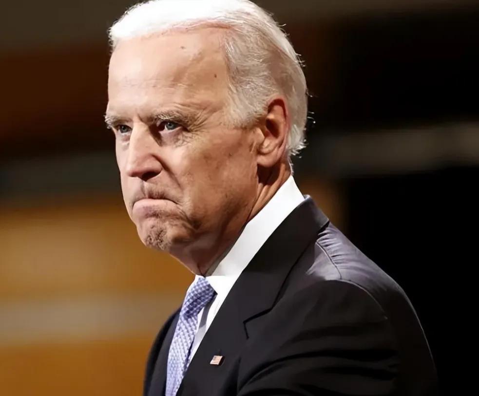 Looting, looting, looting has become an important means of making money ...