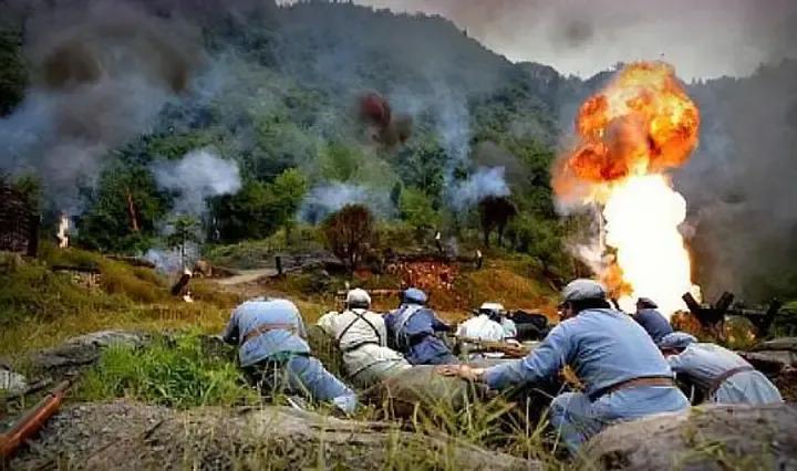 The national army sent 170,000 troops to carry out the encirclement and ...