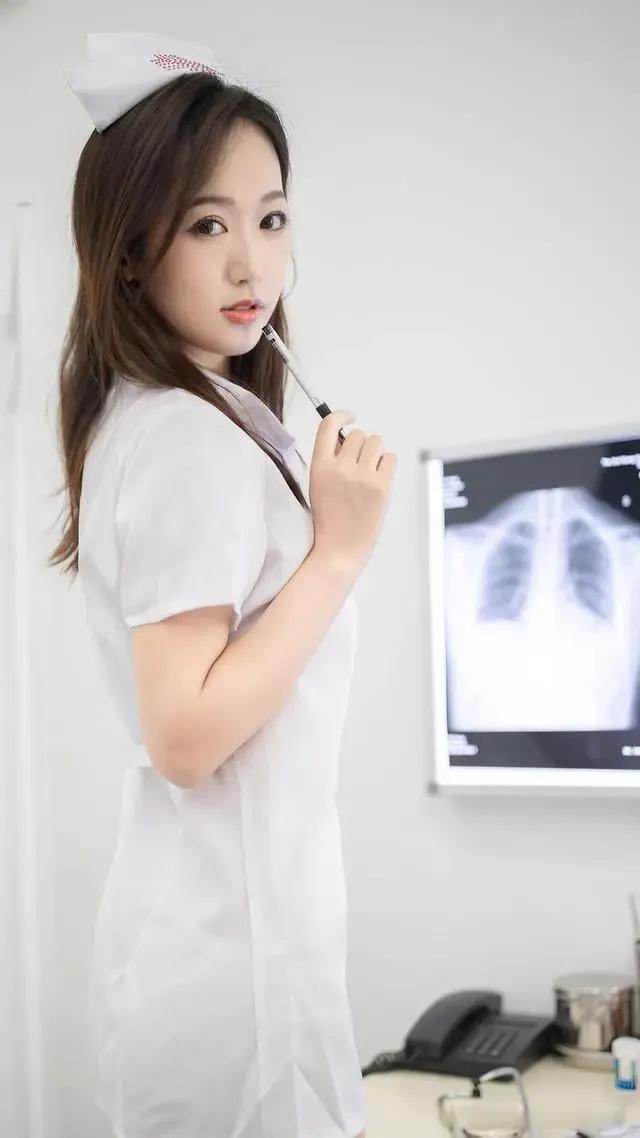 "Beautiful Picture Sharing" Gao Yan Tang Anqi - iNEWS