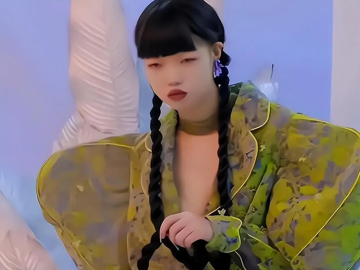 Those who advocate abnormal aesthetics, take a look at Liu Yifei on ...